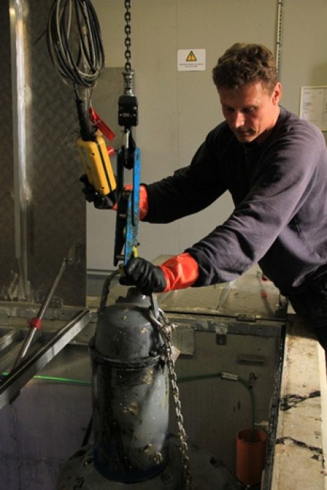 Gigasense IS Series Automatic Lifting Hook:… | Specialised Force